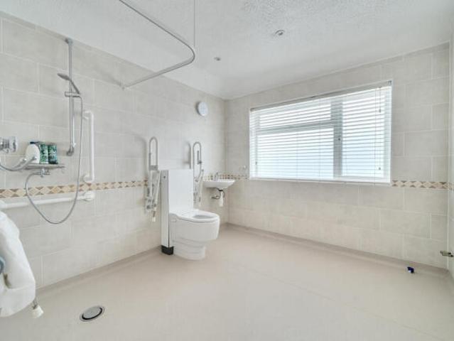 1 bedroom bungalow for sale in Laura Close, Longlevens, Gloucester, Gloucestershire, GL2