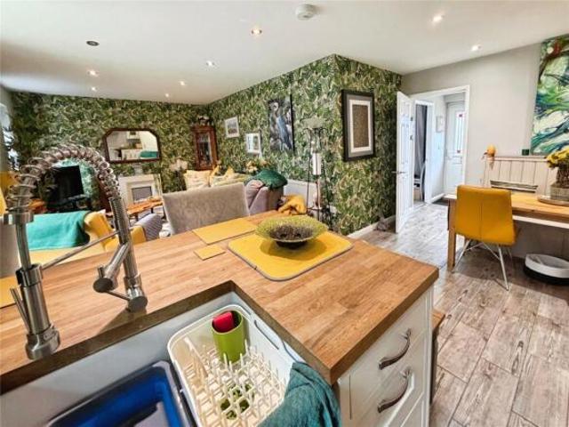 1 bedroom bungalow for sale in Roman Wharf, Lincoln, Lincolnshire, LN1