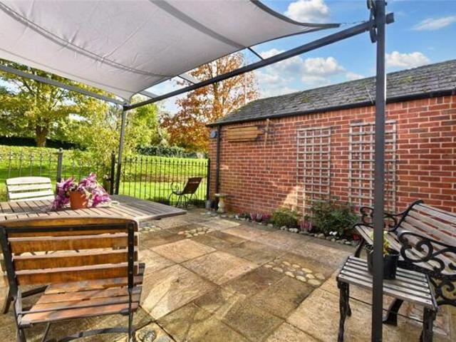 1 Bedroom Bungalow Oxfordshire Oxfordshire LS99437110