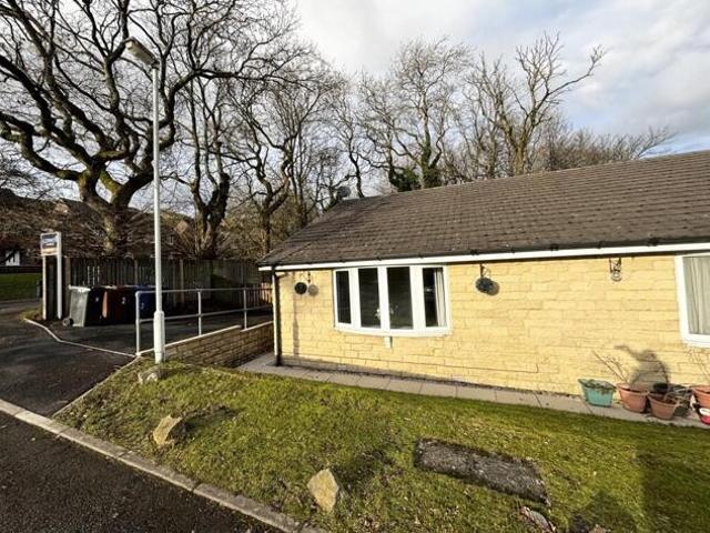 1 Bedroom Bungalow Rochdale Rochdale 99523602