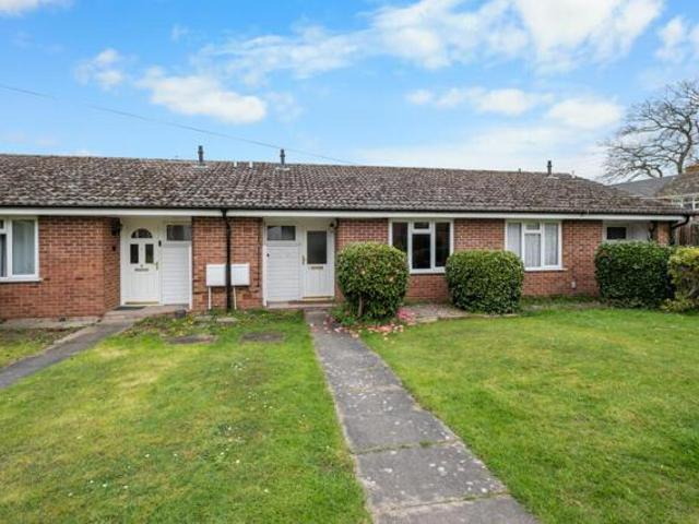 1 Bedroom Bungalow Wychbold Wychbold 101316475