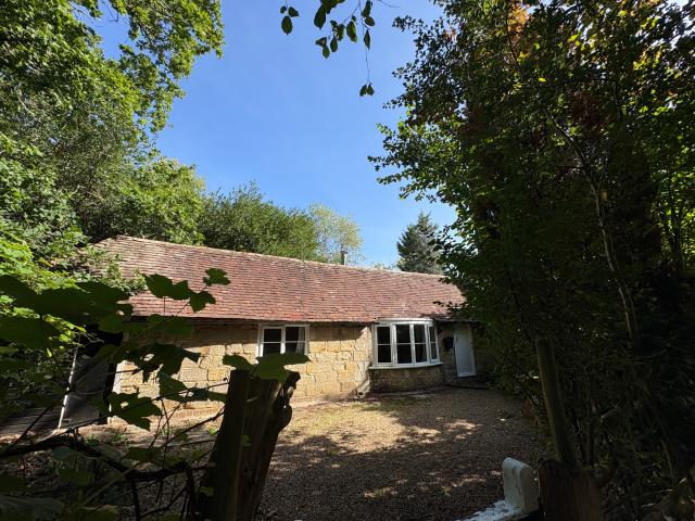 1 Bedroom Bungalow To Let in Hartfield, TN7