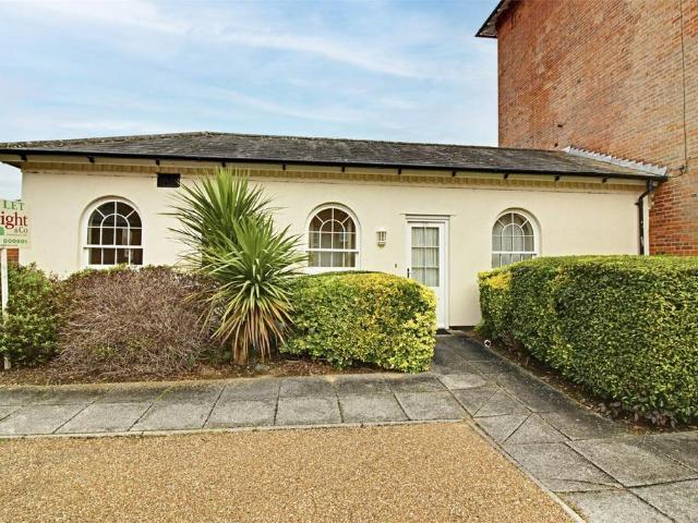 1 bedroom bungalow to rent