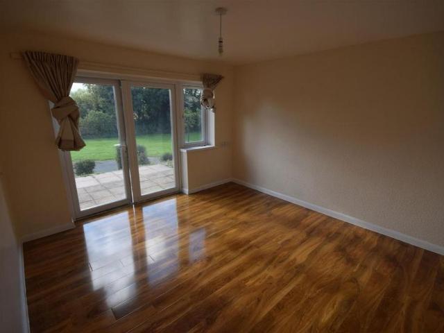 1 bedroom bungalow to rent
