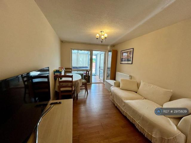 1 bedroom bungalow to rent