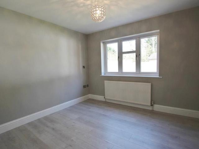 1 bedroom bungalow to rent