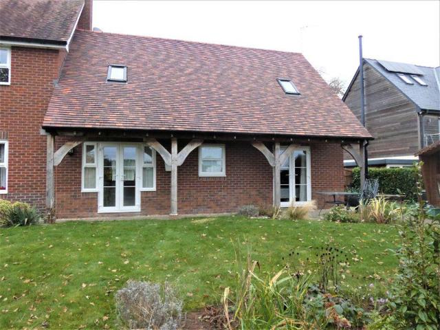 1 bedroom bungalow to rent
