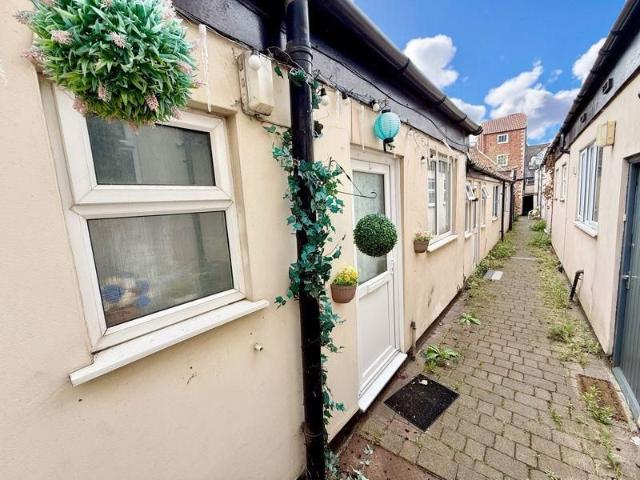 1 bedroom bungalow to rent