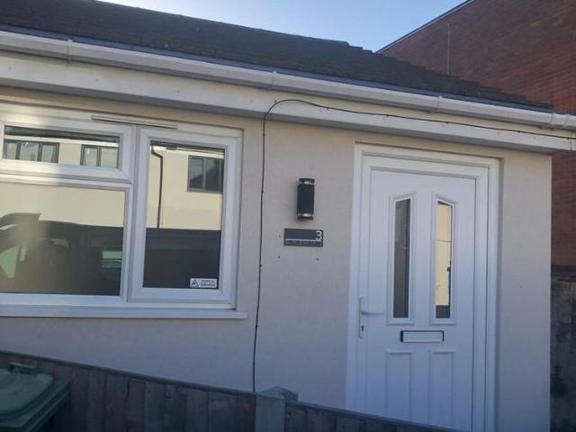1 bedroom bungalow to rent