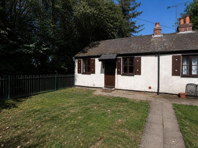 1 bedroom bungalow to rent