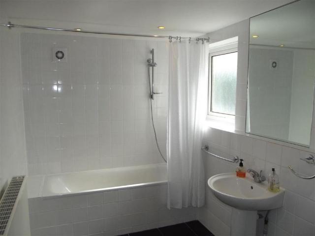 1 bedroom bungalow to rent