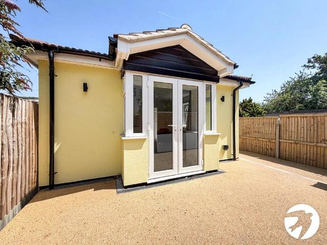 1 bedroom bungalow to rent