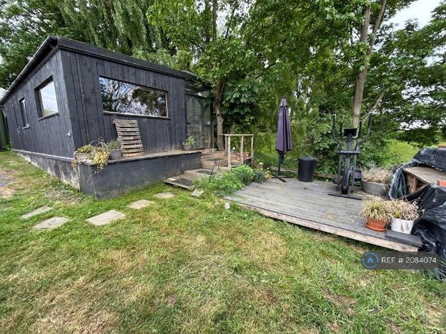 1 bedroom bungalow to rent