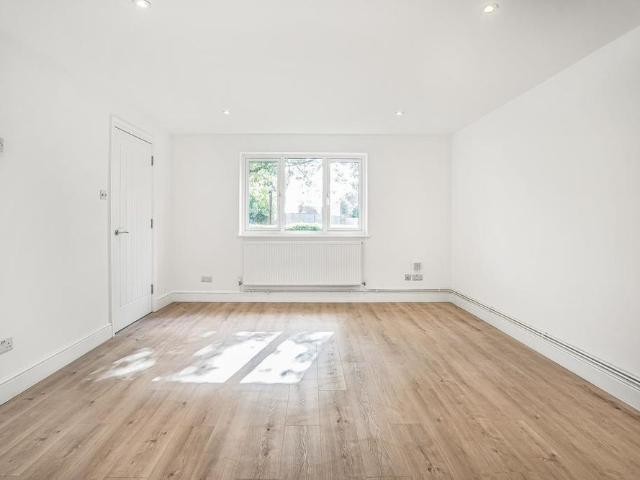 1 bedroom bungalow to rent