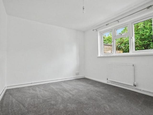 1 bedroom bungalow to rent