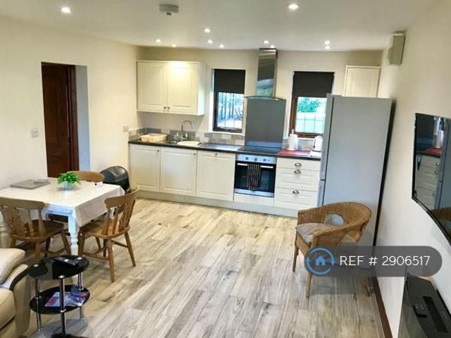 1 bedroom bungalow to rent
