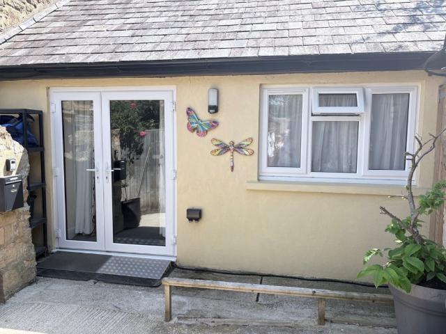 1 bedroom Bungalow To Rent