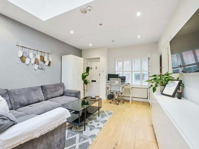 1 bedroom bungalow to rent