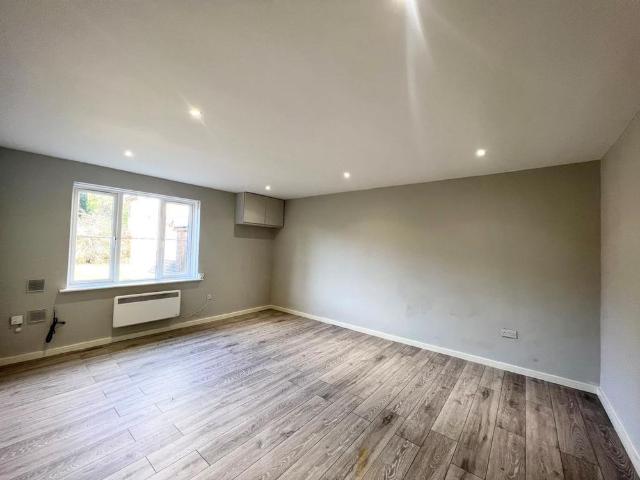 1 bedroom bungalow to rent