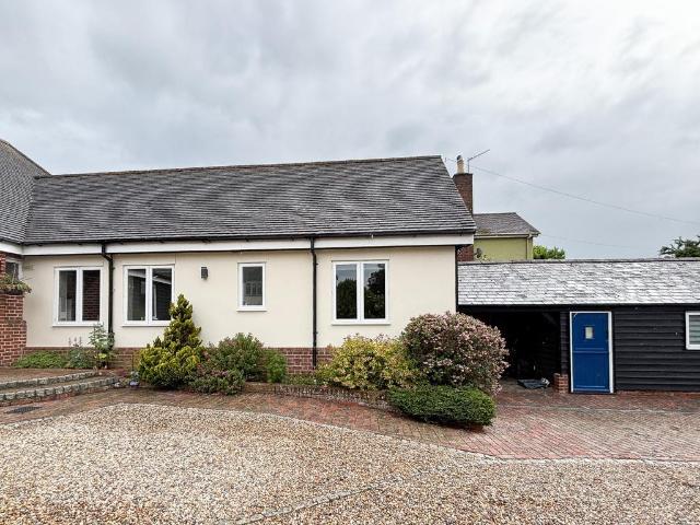 1 bedroom bungalow to rent