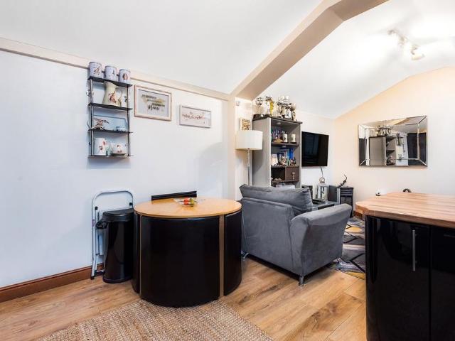 1 bedroom bungalow to rent