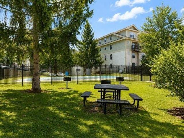 1 bedroom, Burlington VT 05401 104539160