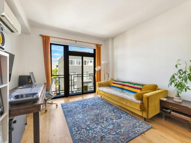 1 bedroom, Bushwick NY 89505326