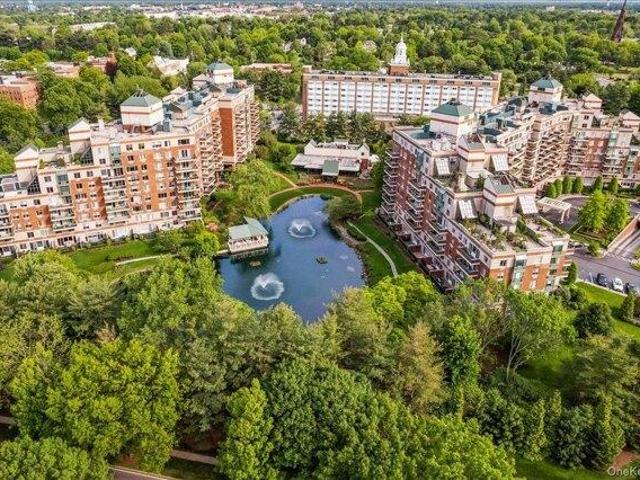 1 bedroom, Garden City NY 11530 104904067