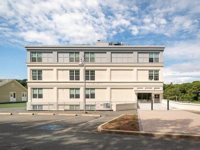 1 bedroom, Gloucester MA 01930 LS103072769