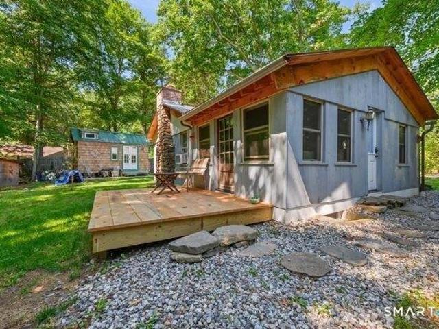 1 bedroom, Granby CT 06035 105176074