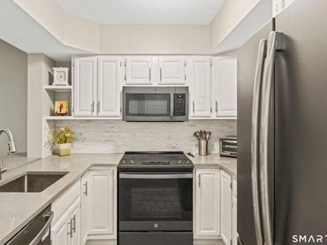1 bedroom, Greenwich CT 06831 102777835