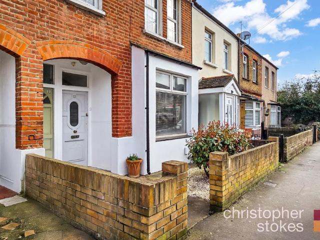 1 bedroom ground maisonette for sale