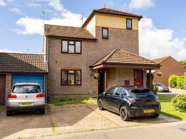 1 bedroom ground maisonette for sale