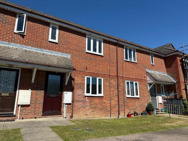 1 bedroom ground maisonette to rent