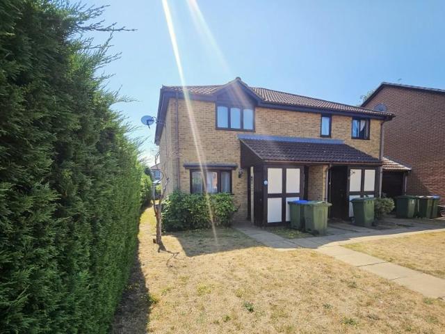 1 bedroom ground maisonette to rent