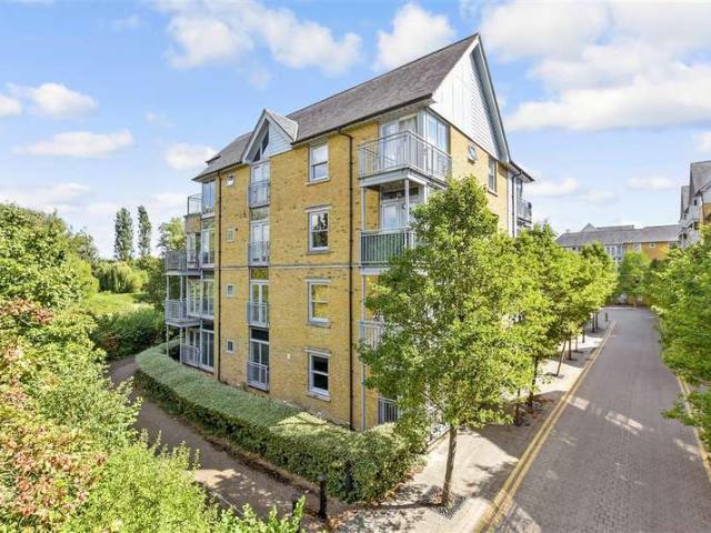 1 Bedroom Ground Flat