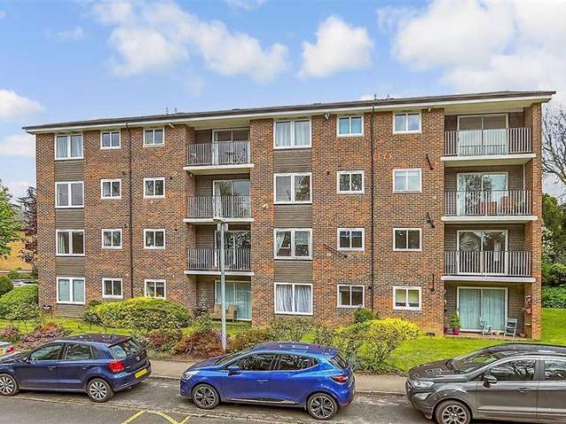 1 Bedroom Ground Flat