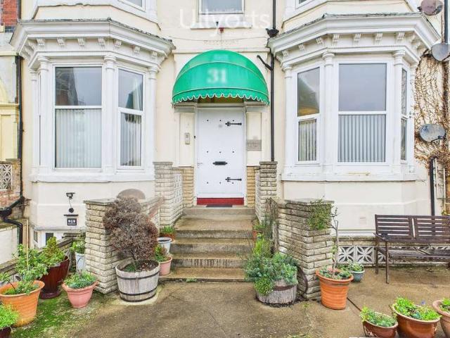 1 Bedroom Ground Flat