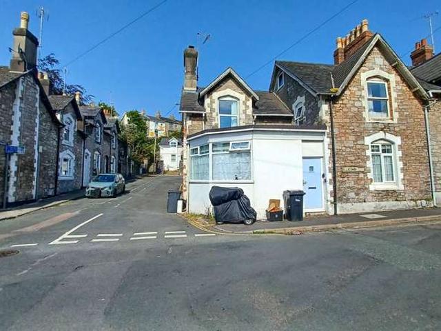 1 Bedroom Ground Flat