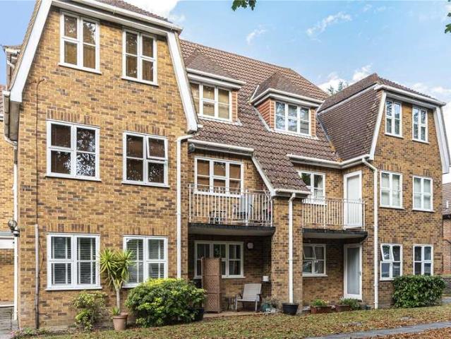 1 Bedroom Ground Flat