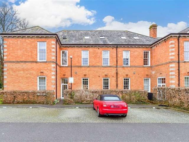 1 Bedroom Ground Flat