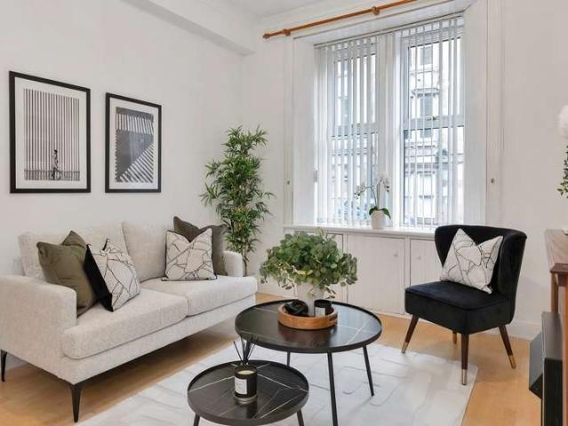 1 Bedroom Ground Flat