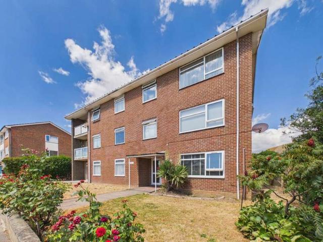 1 Bedroom Ground Flat