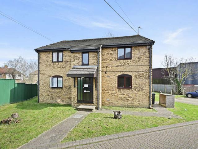 1 Bedroom Ground Flat