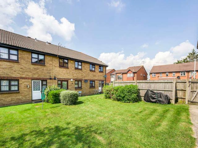 1 Bedroom Ground Flat