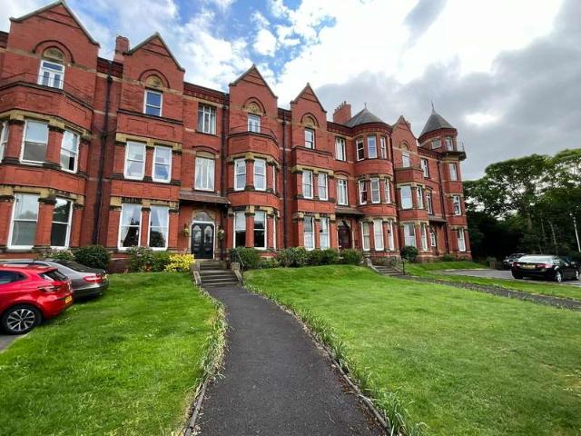 1 Bedroom Ground Flat