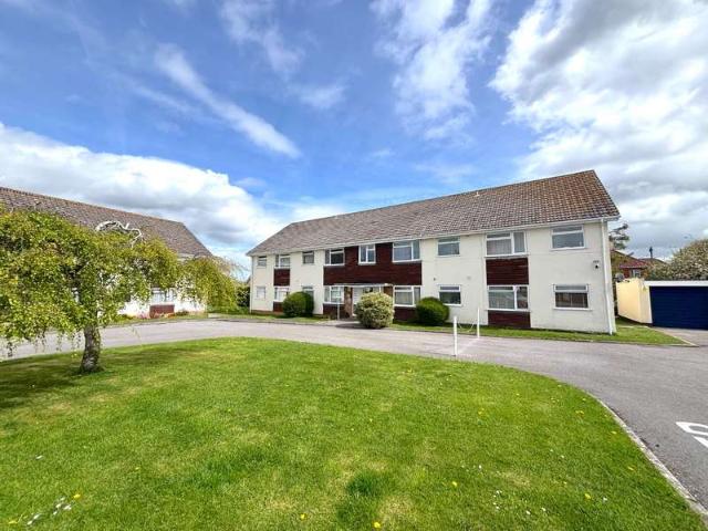 1 Bedroom Ground Flat