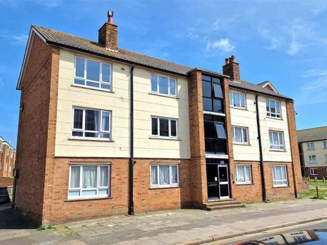1 Bedroom Ground Flat