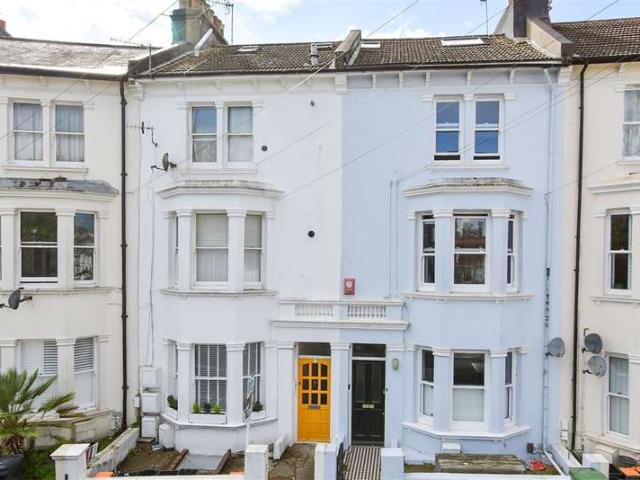 1 Bedroom Ground Flat