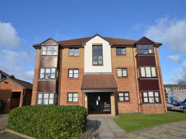 1 Bedroom Ground Flat